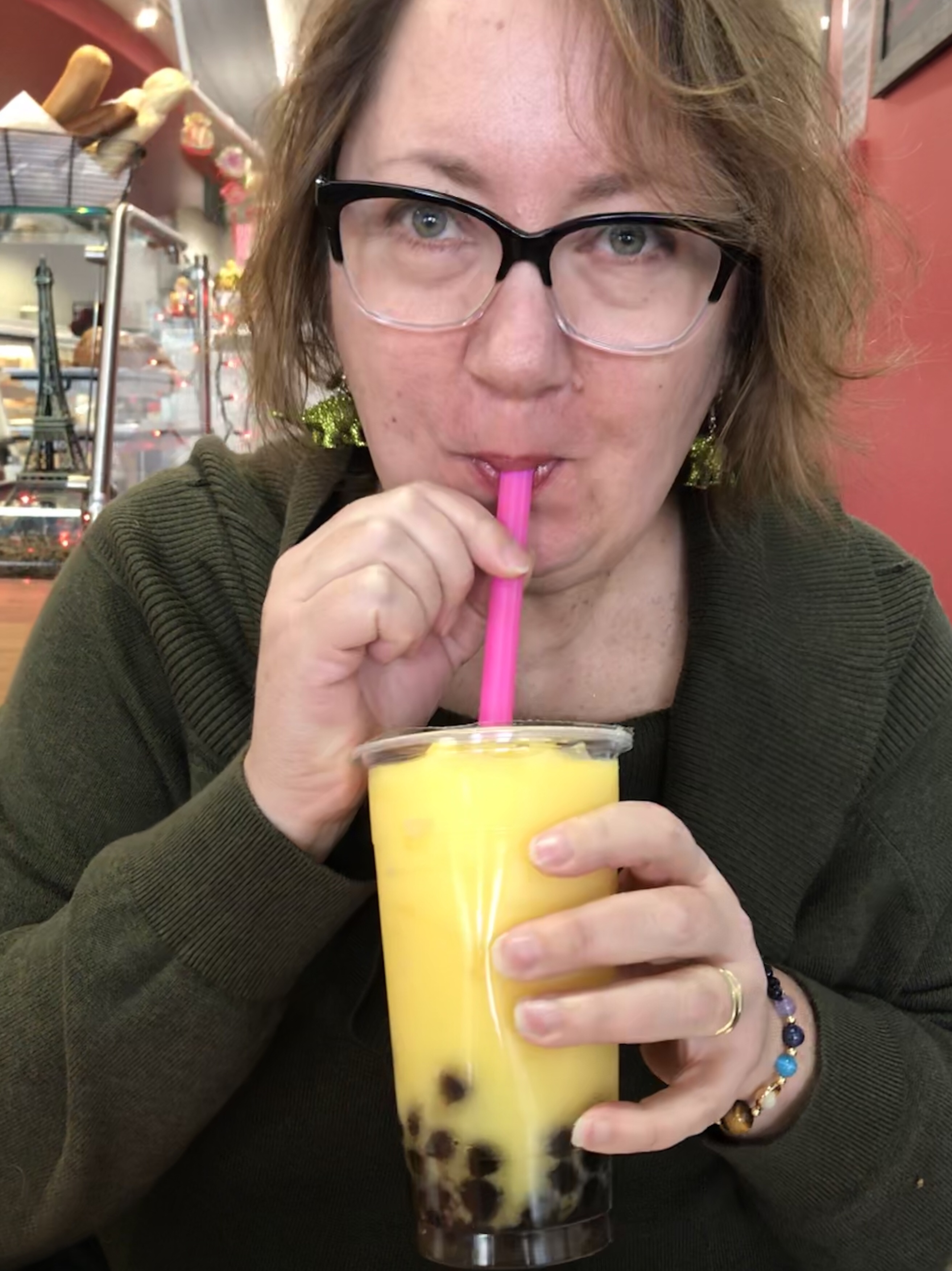 Nadya discovers bubble tea – UniBrain Trust